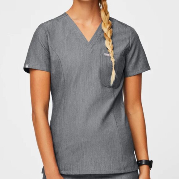 Figs | Tops | Medium Graphite Catarina Figs Womens Onepocket Scrub Top ...